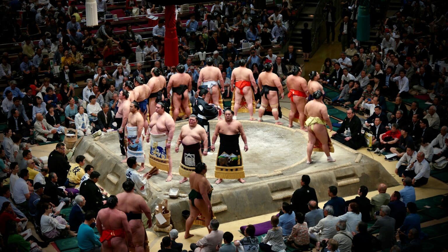 Sumo in Japan: Your Complete Guide to Tournaments & Tips